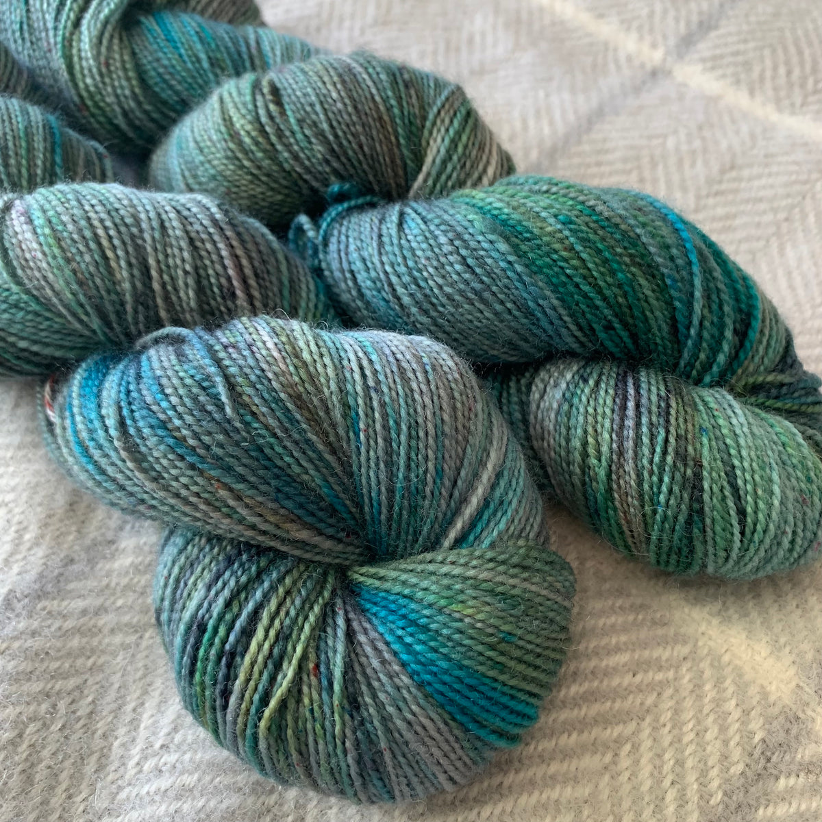 Oyster Yarns Highly Strung Tadpole – The Purl Box