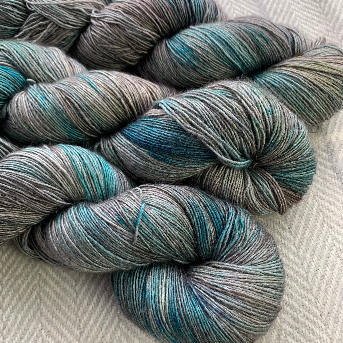 Oyster Yarns Maven Tadpole – The Purl Box